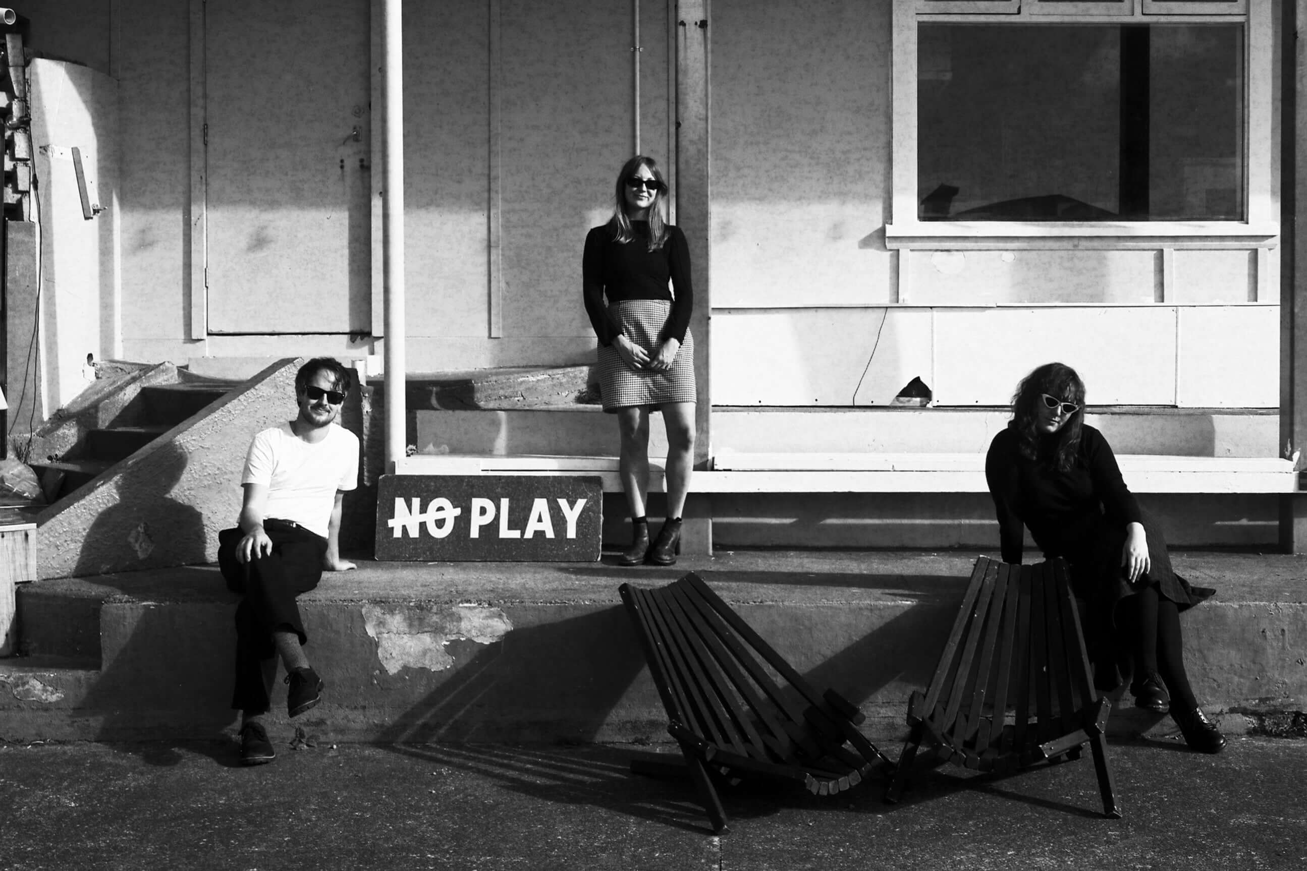 SOFT PLASTICS RETURN WITH A NEW SINGLE 'EASY TO FORGET'